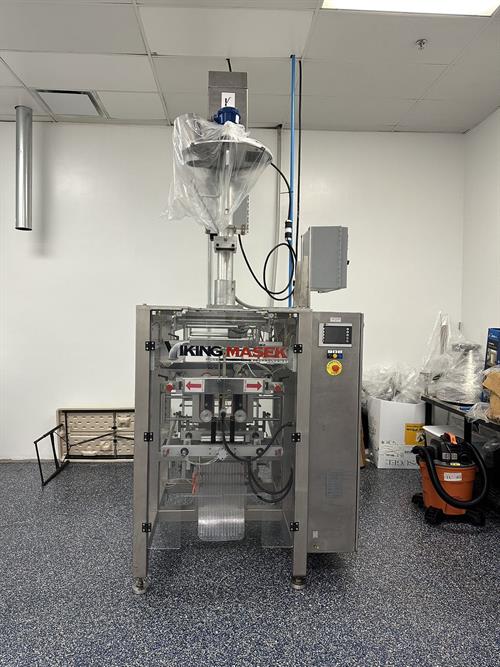 Viking model E250 vertical Form, Fill and Seal Bagger | Processing ...