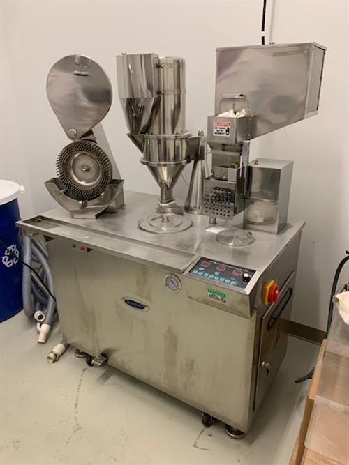 Vanguard VSF-III semi-automatic encapsulator | Processing + Packaging ...