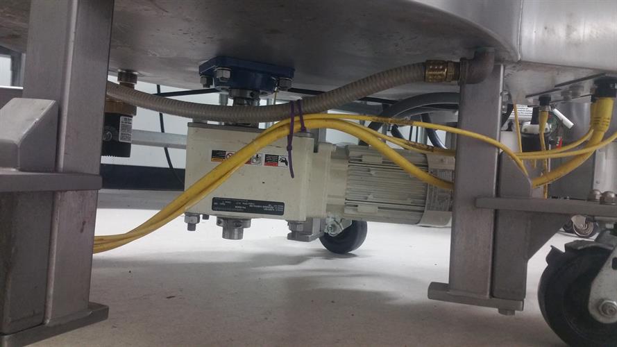 Savage 300-lb Stainless Steel Auto-Tempering Melter with Metering Pump ...